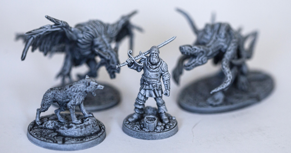 The Hunters A. D. 1492 by Officina Monstrorum - Unboxing! - Gamefound