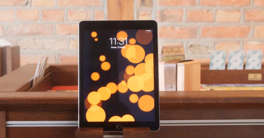 The Megan Board Game Table by Geeknson Team - 2+ iPad/Tablet Holders ...